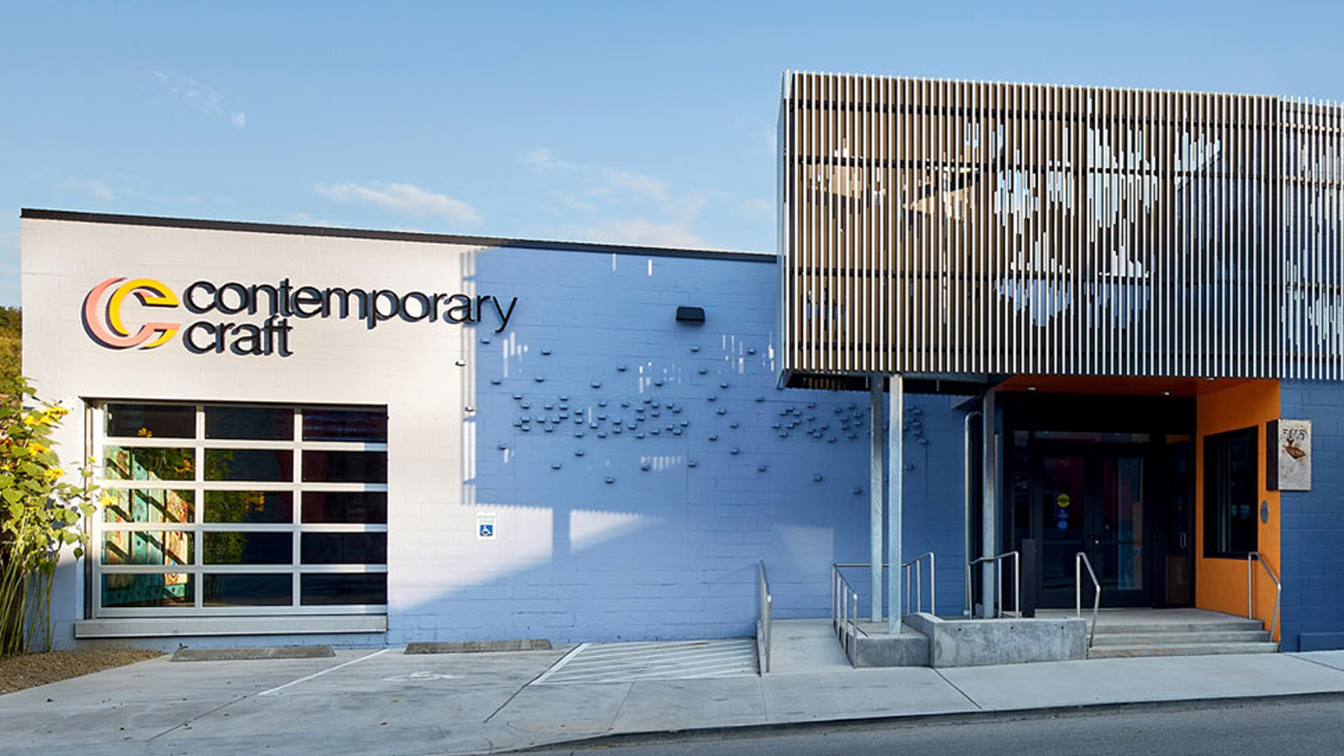 Interview: Contemporary Craft Artists-In-Residence Talk, Allison Jones ...